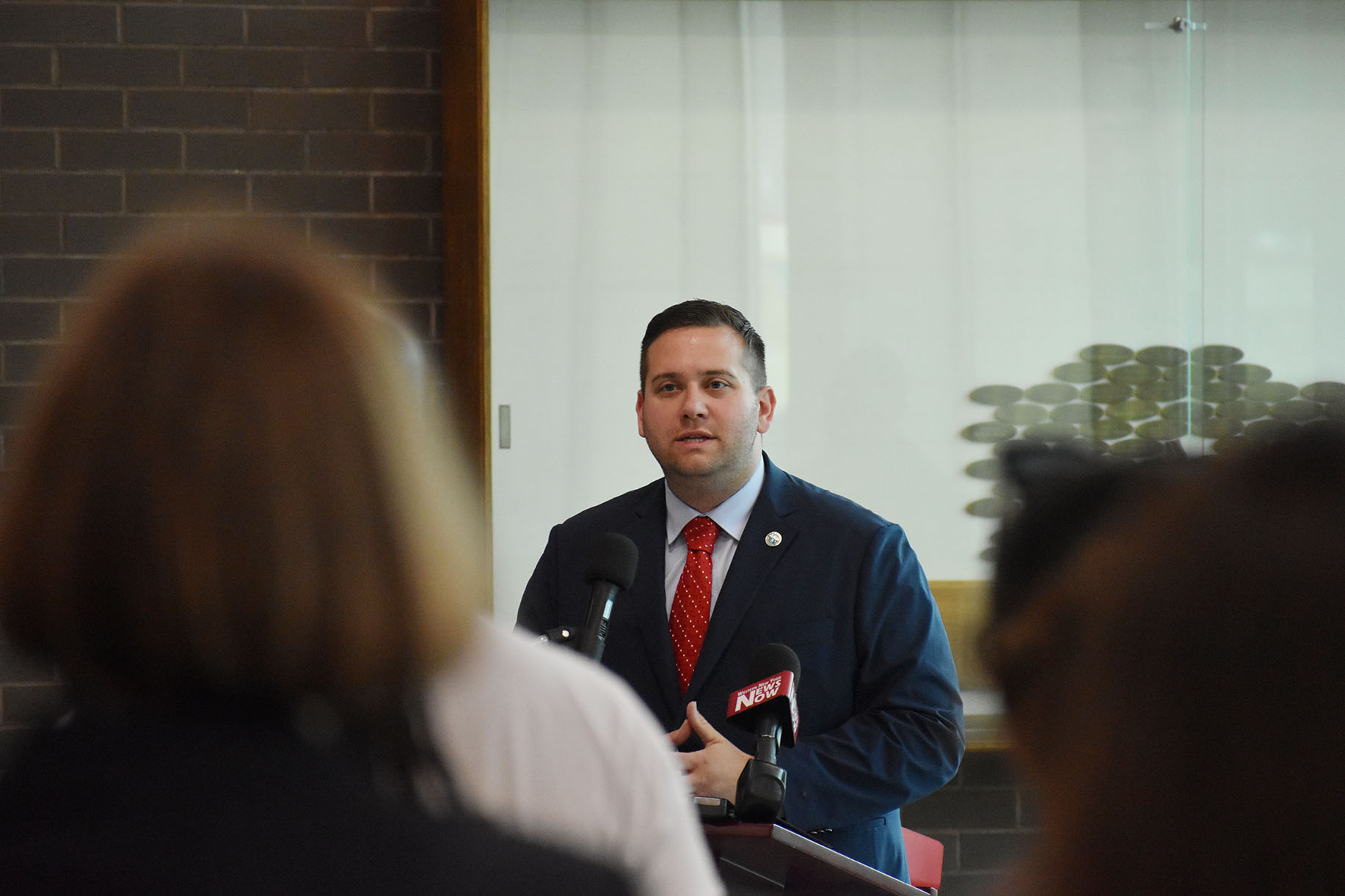 Sundquist, Rosas fight workers comp cost shift | News, Sports, Jobs ...